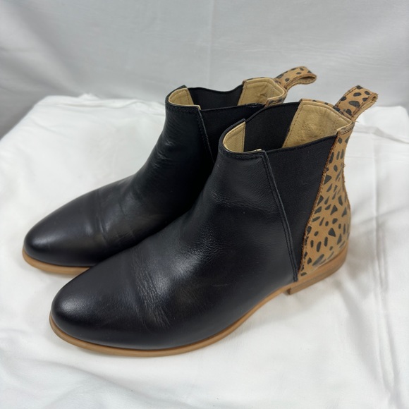 Sseko | Shoes | Sseko Chelsea V Boot In Black And Fauna Size Us 7 ...